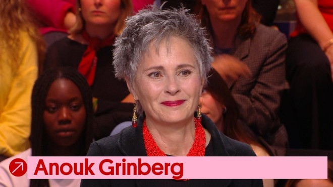 Anouk Grinberg, une femme enfin libérée ... | Kaamelott