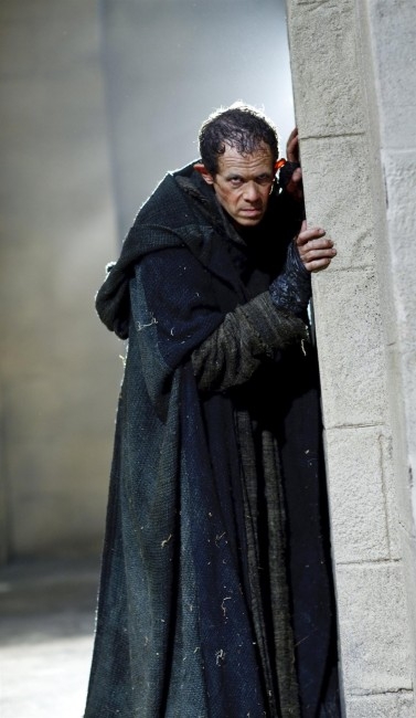 Jonas : PERSONNAGE DE LA SÉRIE | Merlin