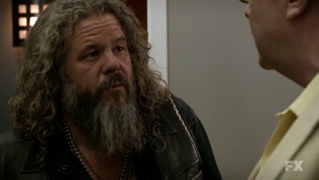 Bobby « Elvis » Munson : personnage de la série | Sons of Anarchy