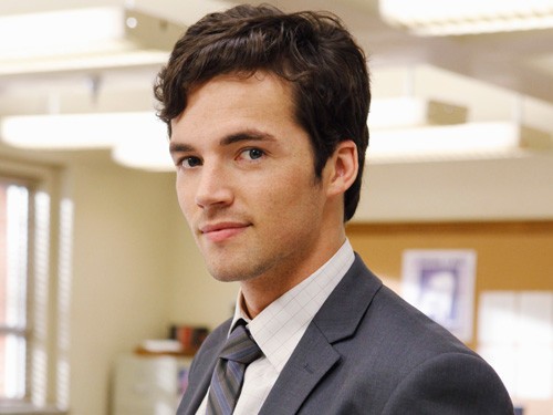 Ezra Fitz : personnage de la série | Pretty Little Liars