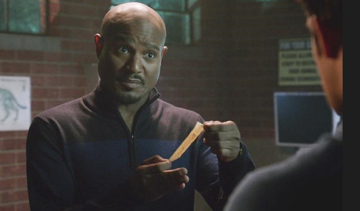 Alan Deaton : personnage de série | Teen Wolf