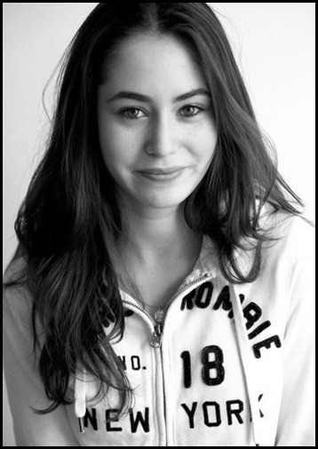 Jade Pradin : biographie, carrière et filmographie | Hypnoweb