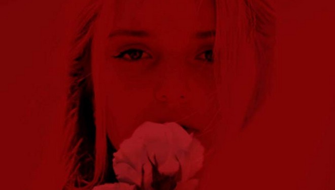 Le trailer du film The Color Rose avec Lochlyn Munro dévoilé | Charmed