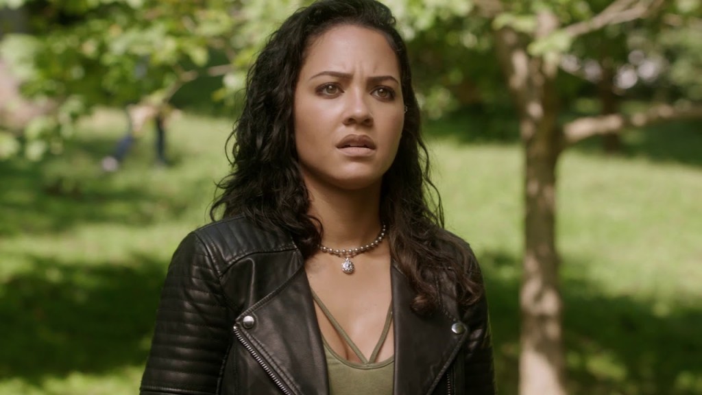 Riley Davis : personnage de la série | MacGyver (2016)