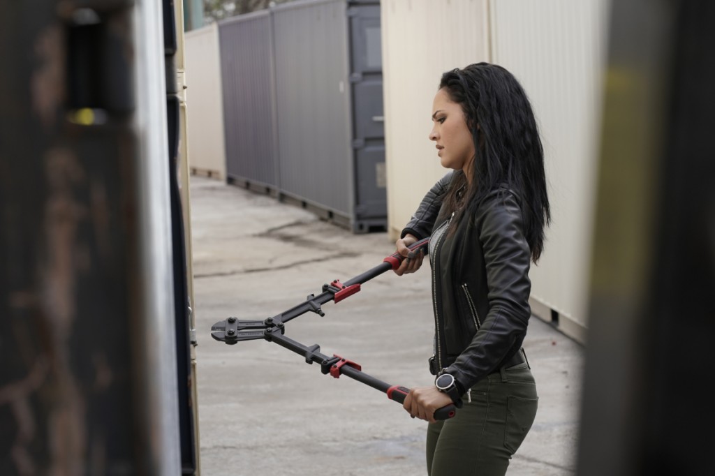 Riley Davis : personnage de la série | MacGyver (2016)