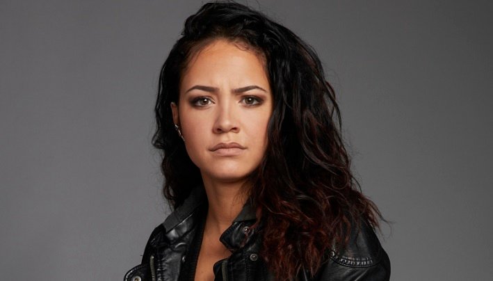 Riley Davis : personnage de la série | MacGyver (2016)