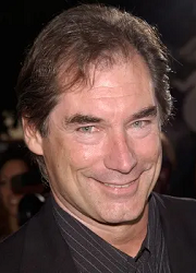 Timothy Dalton : biographie, carrière et filmographie | Hypnoweb