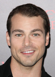 Shawn Roberts : biographie, carrière et filmographie | Hypnoweb
